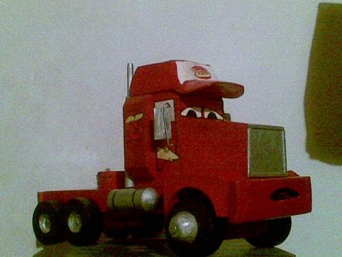 Camion mark de la pelicula cars totalmente en madera en Buenos Aires ...